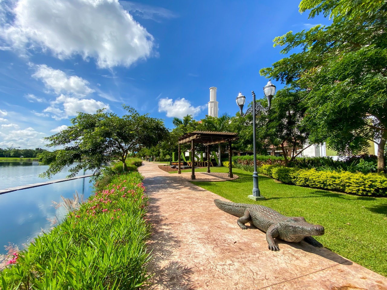 La Isla Mérida Malltertainment