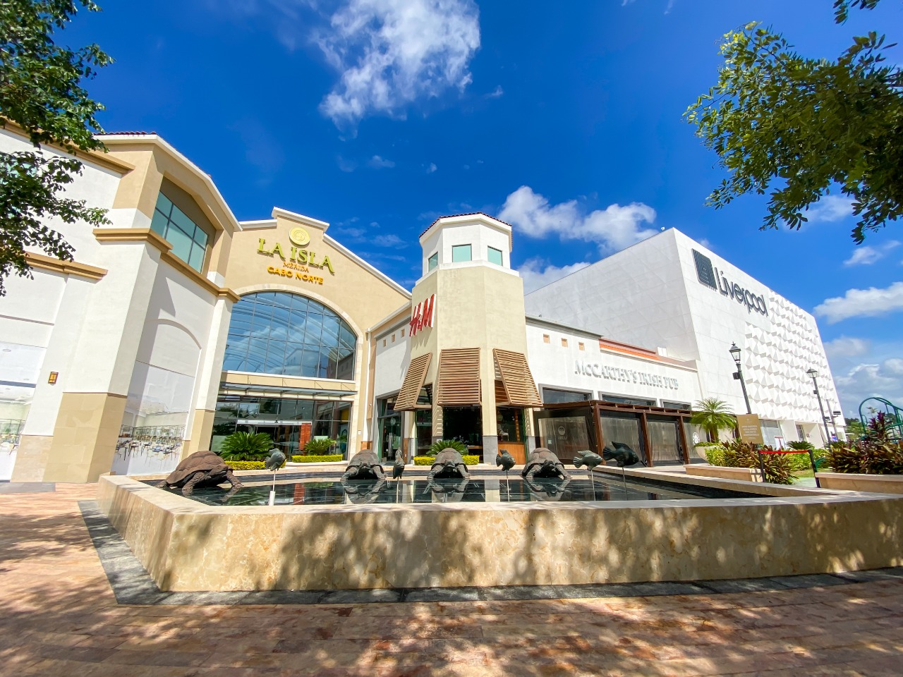 La Isla Mérida Malltertainment